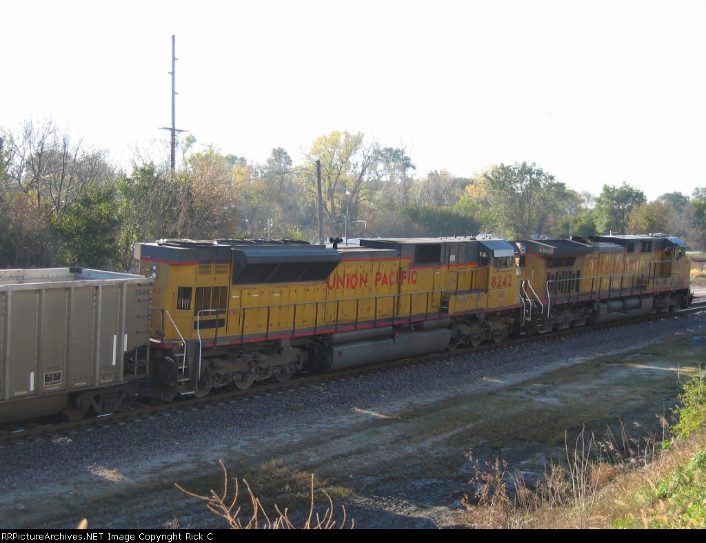 UP 8242 Is #2 behind UP 6513 Starting WEPX Empties WB